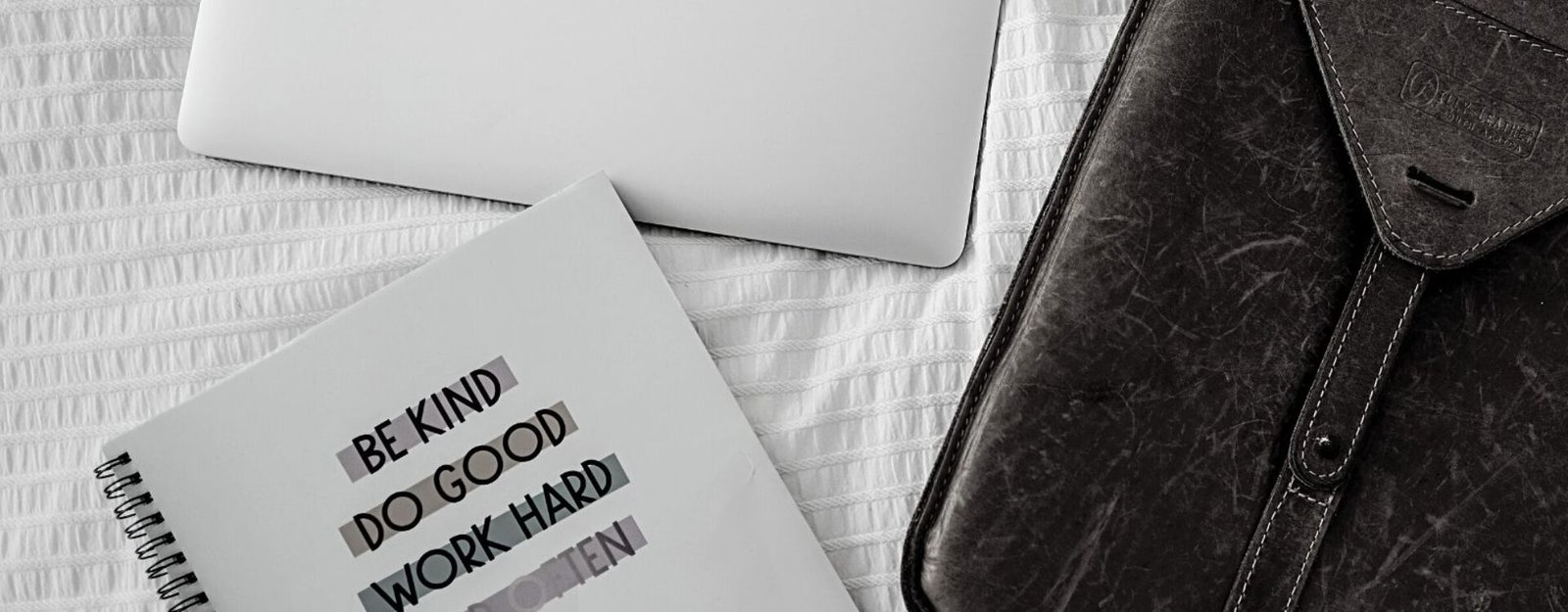 Mia Botha – I help writers.